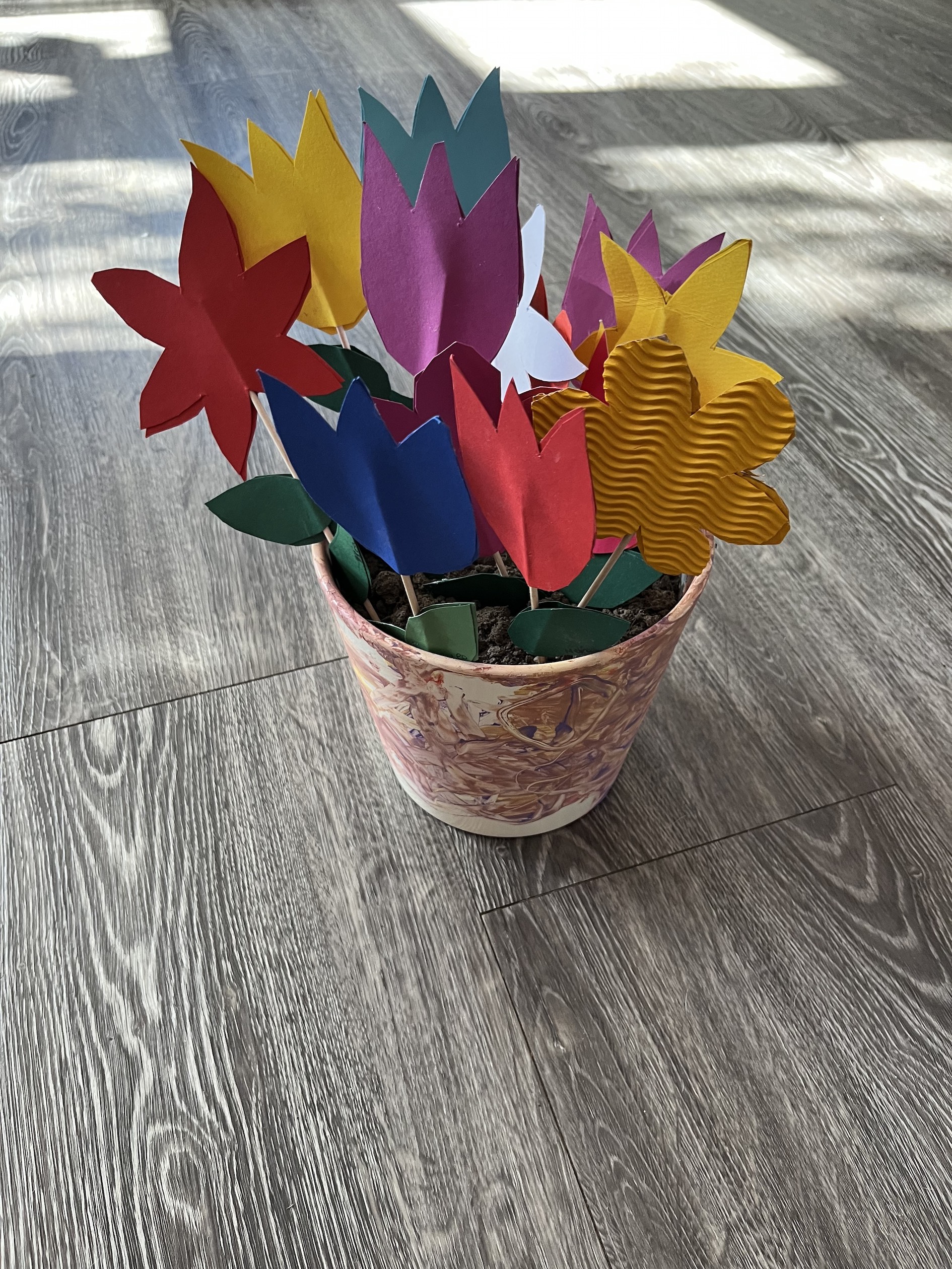 15 Muttertag-Bastelideen für die Kita